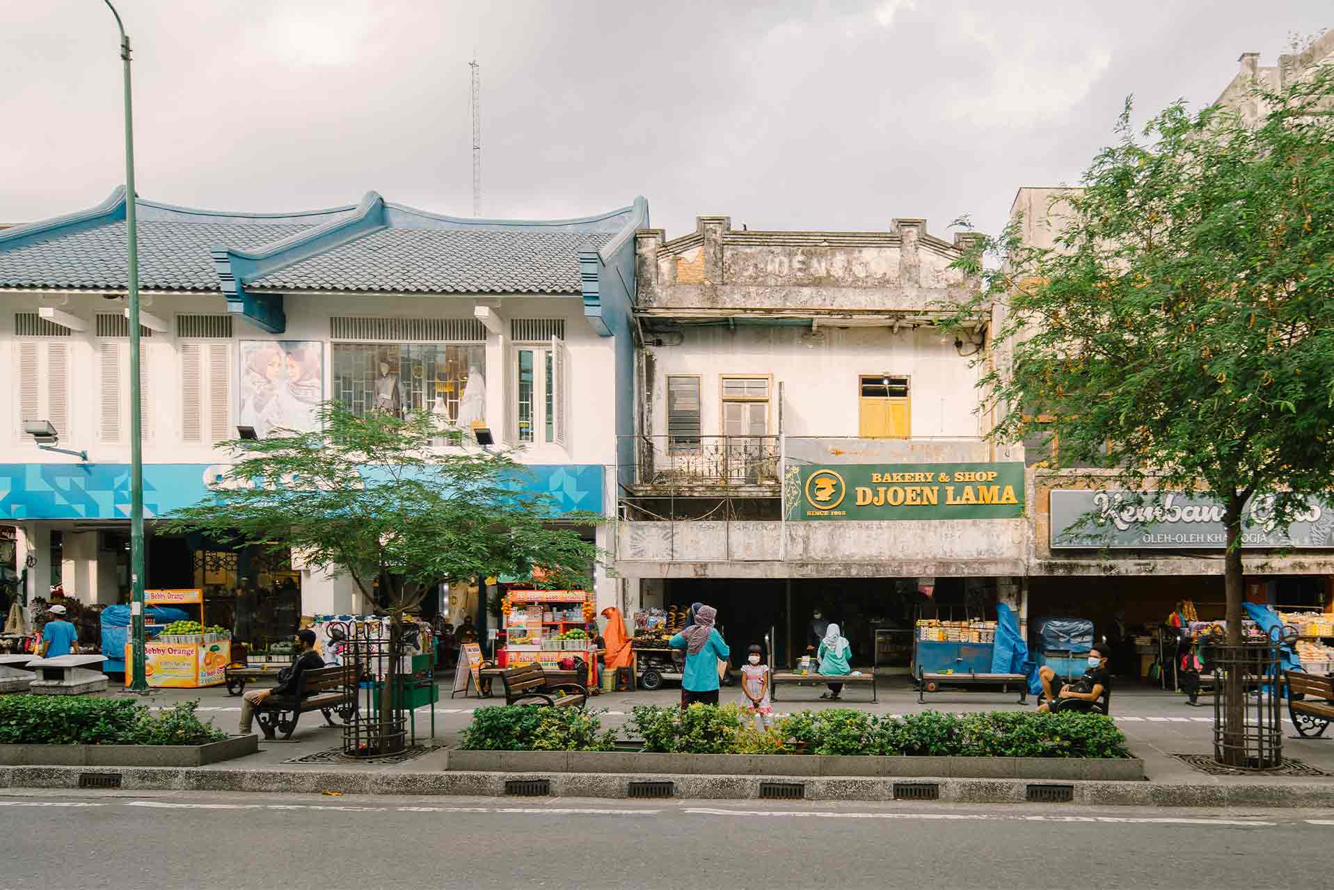 Koridor Malioboro - Traditional Shopping Indonesia